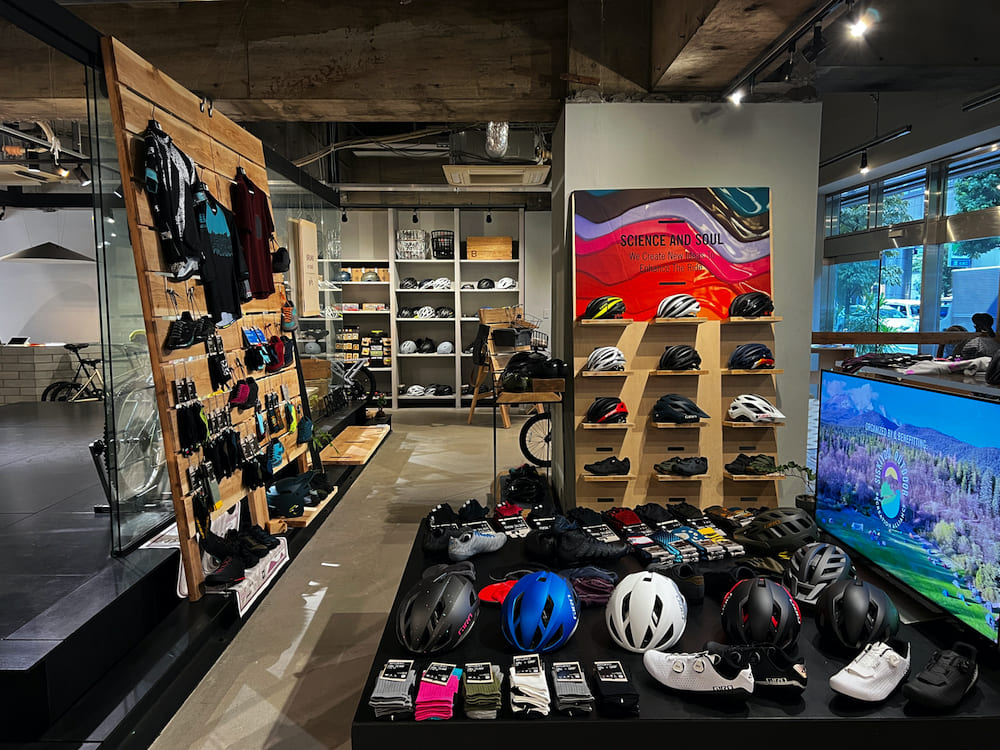 Giro Studio Tokyoホームページお引越しのお知らせ | GIRO CYCLING | ジロ サイクリング[日本公式サイト]